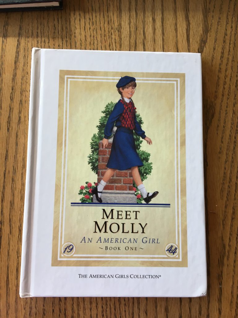 Meet Molly (American Girl)#5 (hardback) – The Village of Artisans